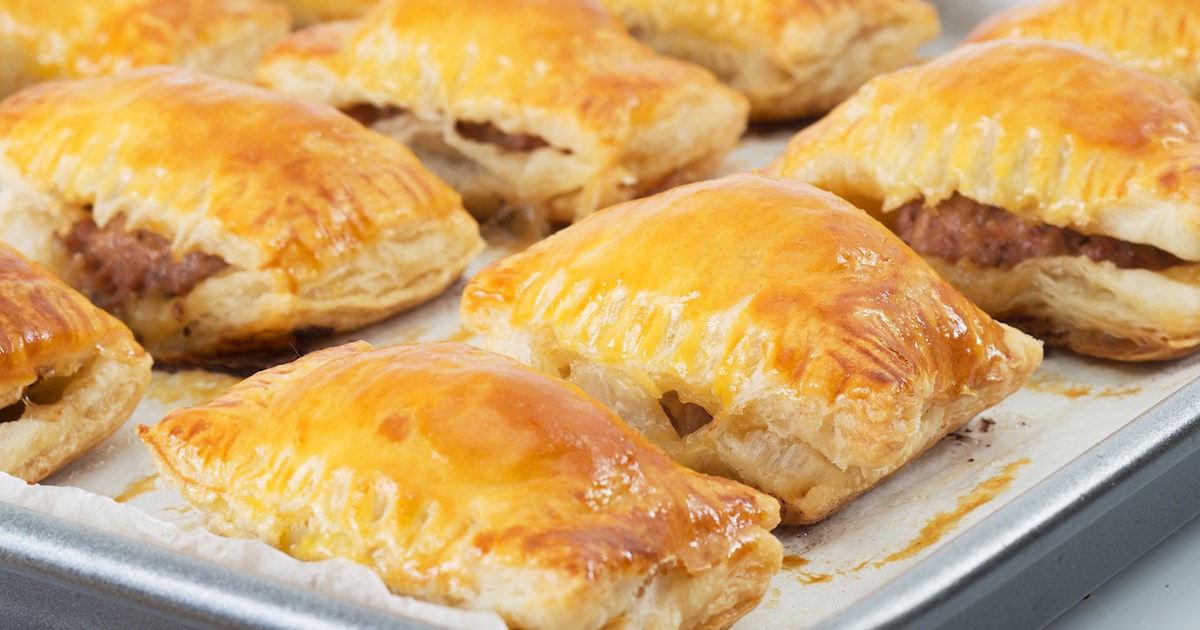 Pâté Chaud | Traditional Savory Pastry From Vietnam, Southeast Asia