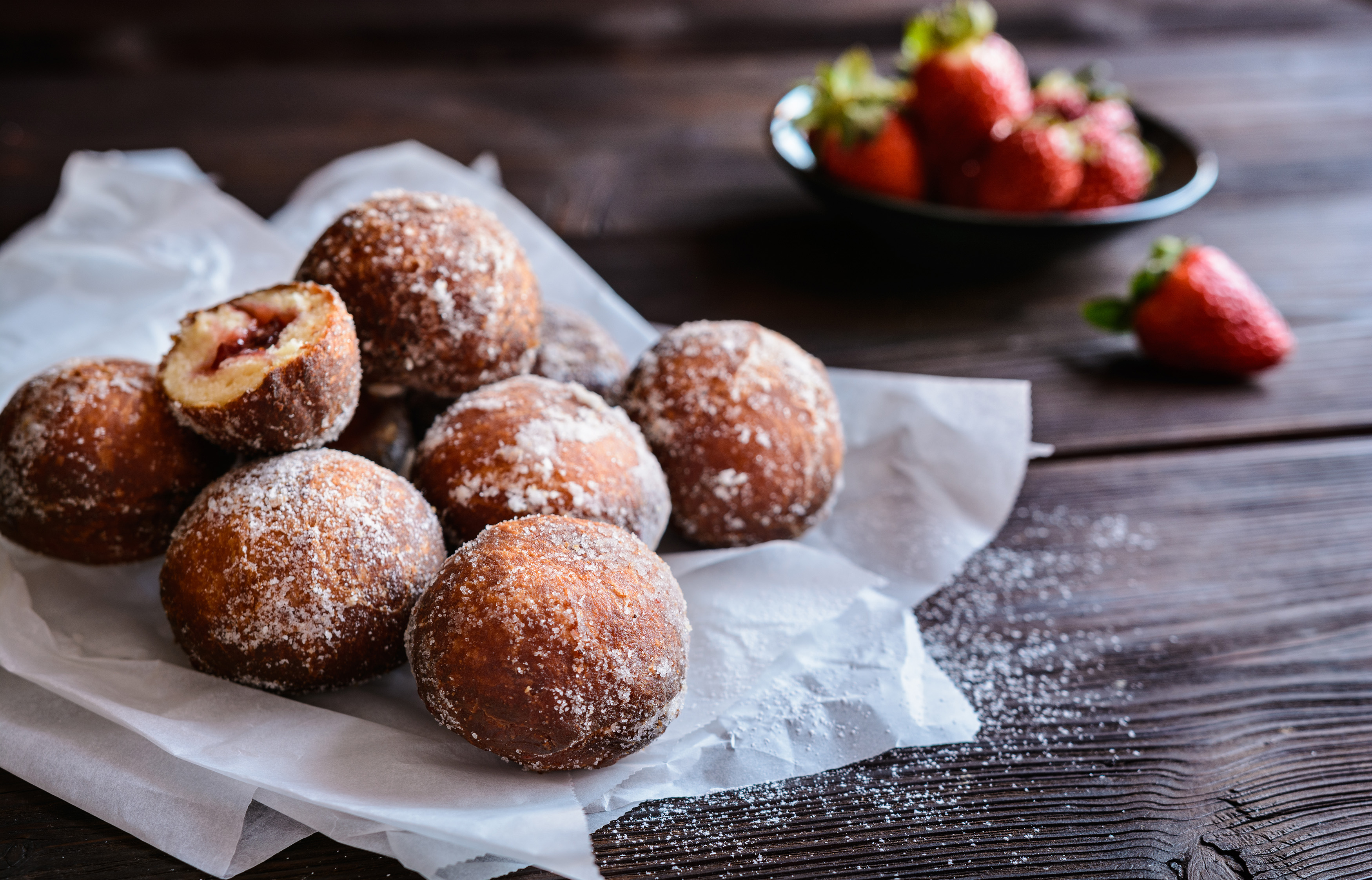 4 Best Rated Western European Deep-fried Desserts - TasteAtlas
