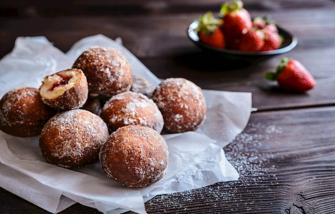 Bomboloni | Traditional Sweet Pastry From Tuscany, Italy | TasteAtlas