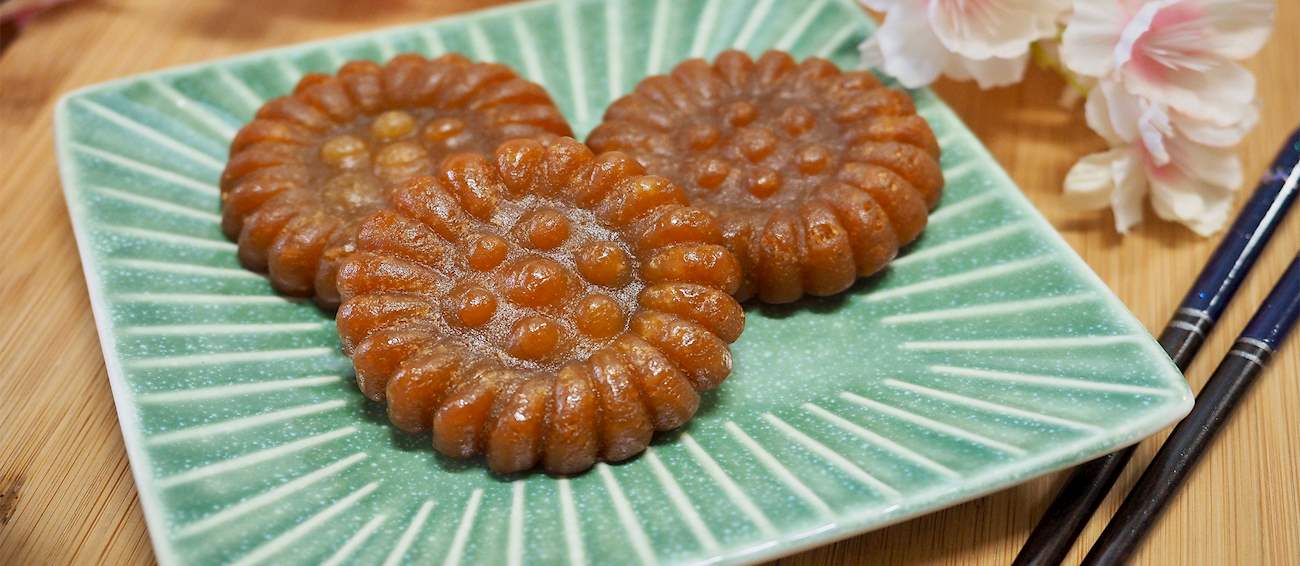 Yakgwa | Traditional Deep-fried Dessert From South Korea