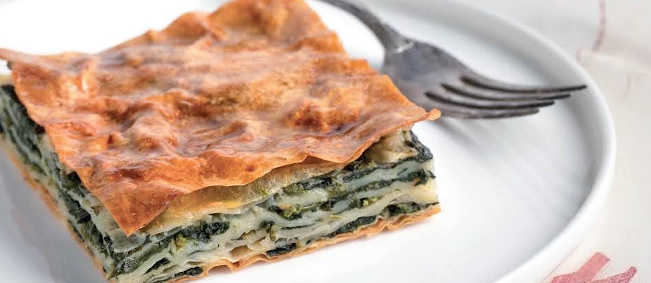 Tepsi Böreği | Traditional Phyllo Pastry From Turkiye