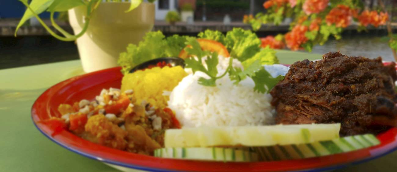 Rendang | Traditional Meat Dish From West Sumatra, Indonesia