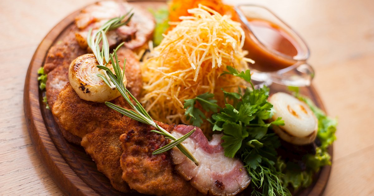 Fatányerós | Traditional Barbecue From Hungary, Central Europe