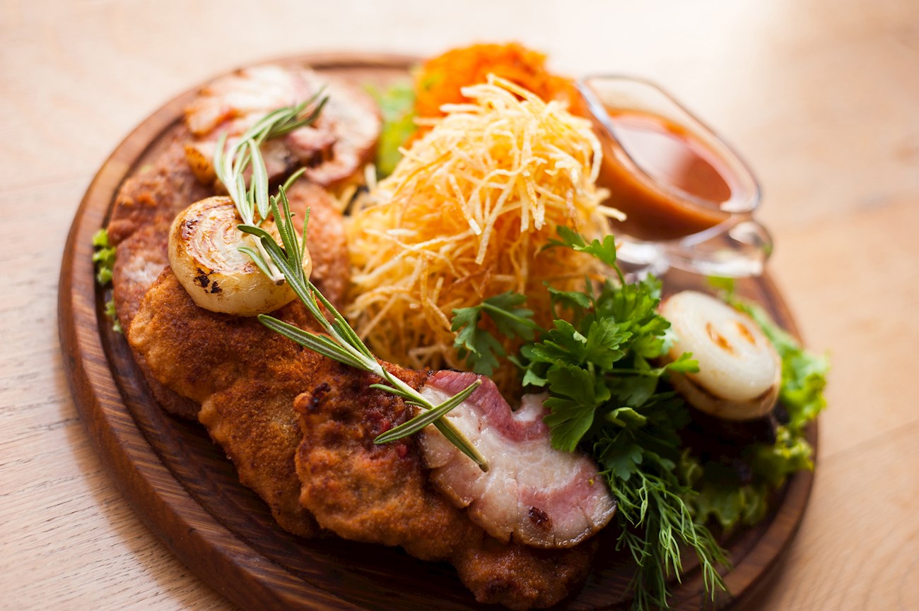 Fatányerós | Traditional Barbecue From Hungary