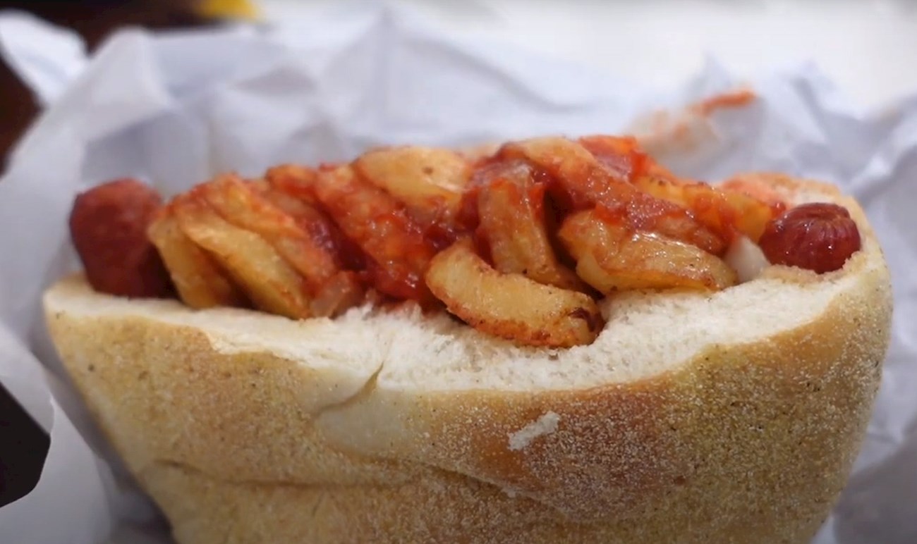 Italian Hot Dog | Traditional Hot Dog From Newark, United States of America