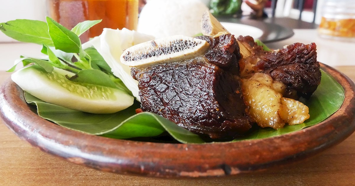 Iga Senyet | Traditional Beef Dish From Surabaya, Indonesia