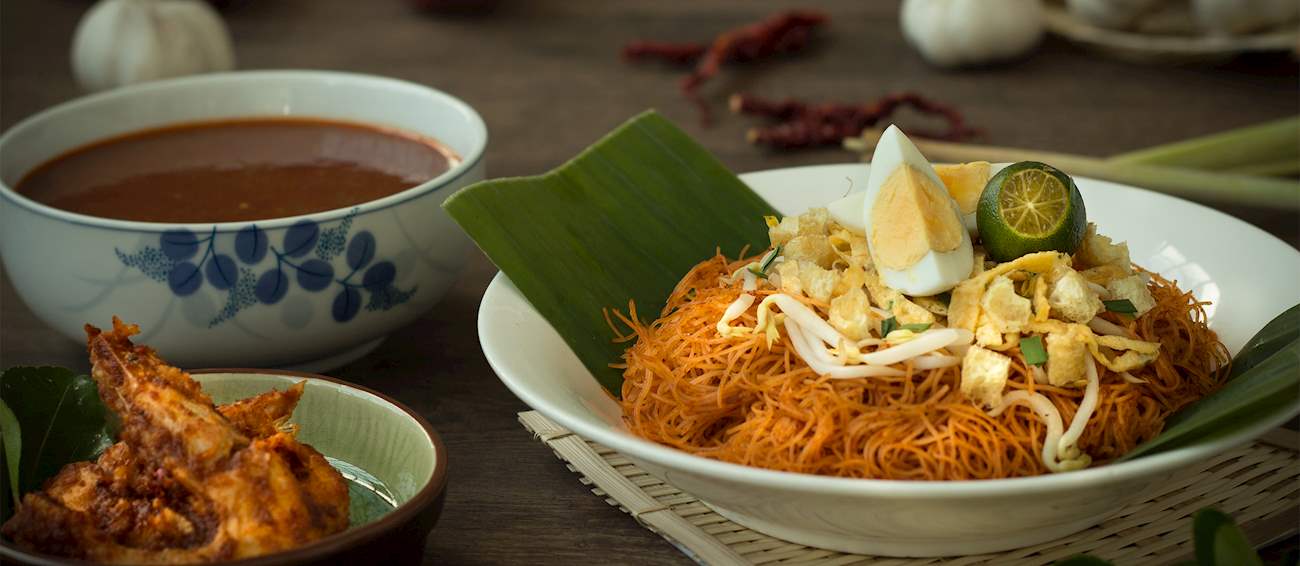 Mee Siam | Traditional Noodle Dish From Malaysia, Southeast Asia