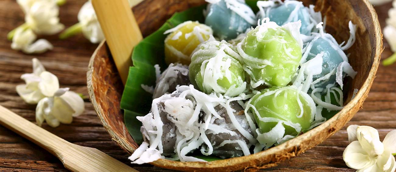 Khanom Tom | Traditional Dessert From Thailand, Southeast Asia