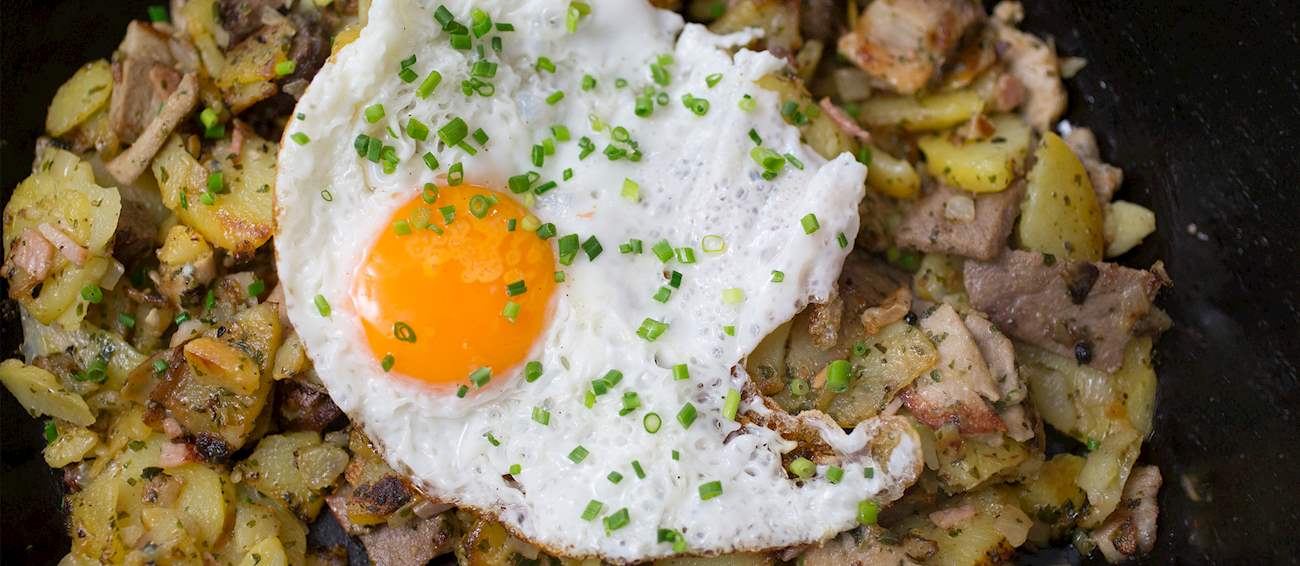 Tiroler Gröstl | Traditional Breakfast From Tyrol, Austria