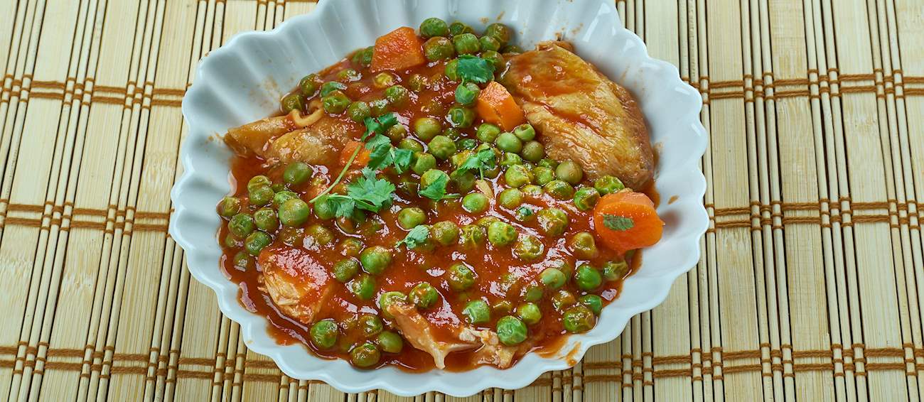 Mâncare de Mazăre | Traditional Stew From Romania, Southeastern Europe