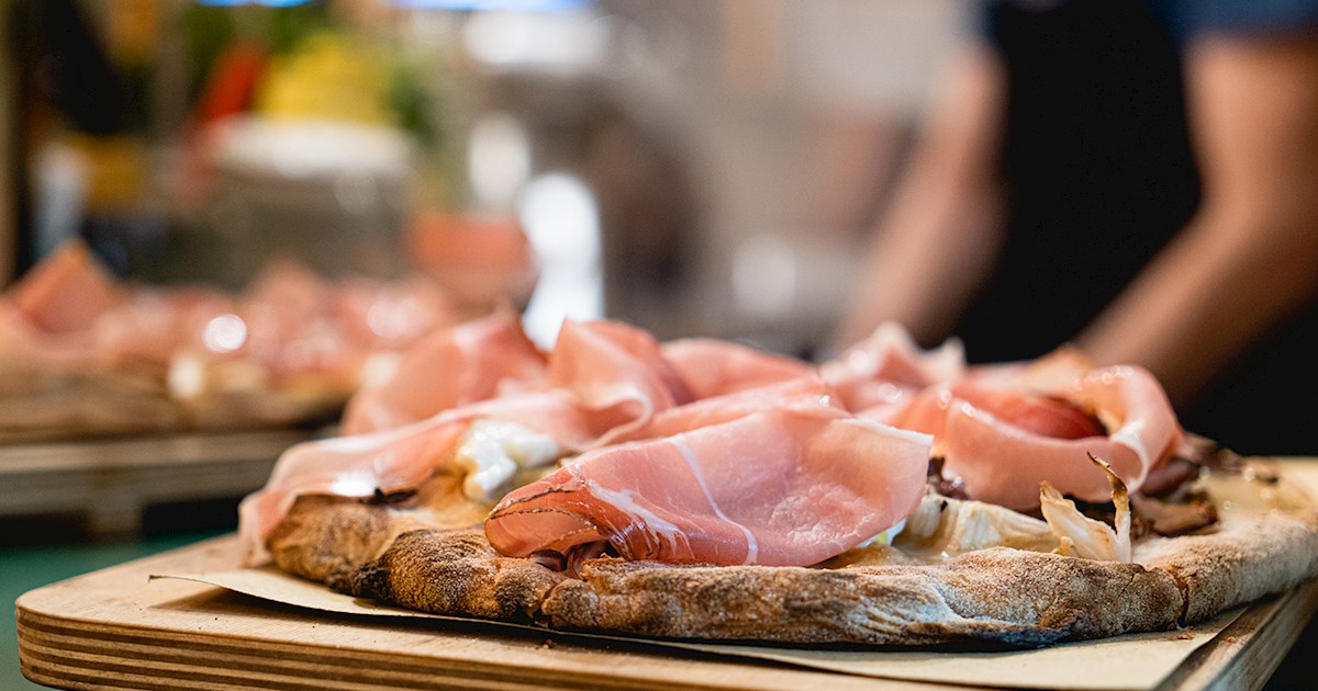 Pinsa Romana Authentic Recipe | TasteAtlas