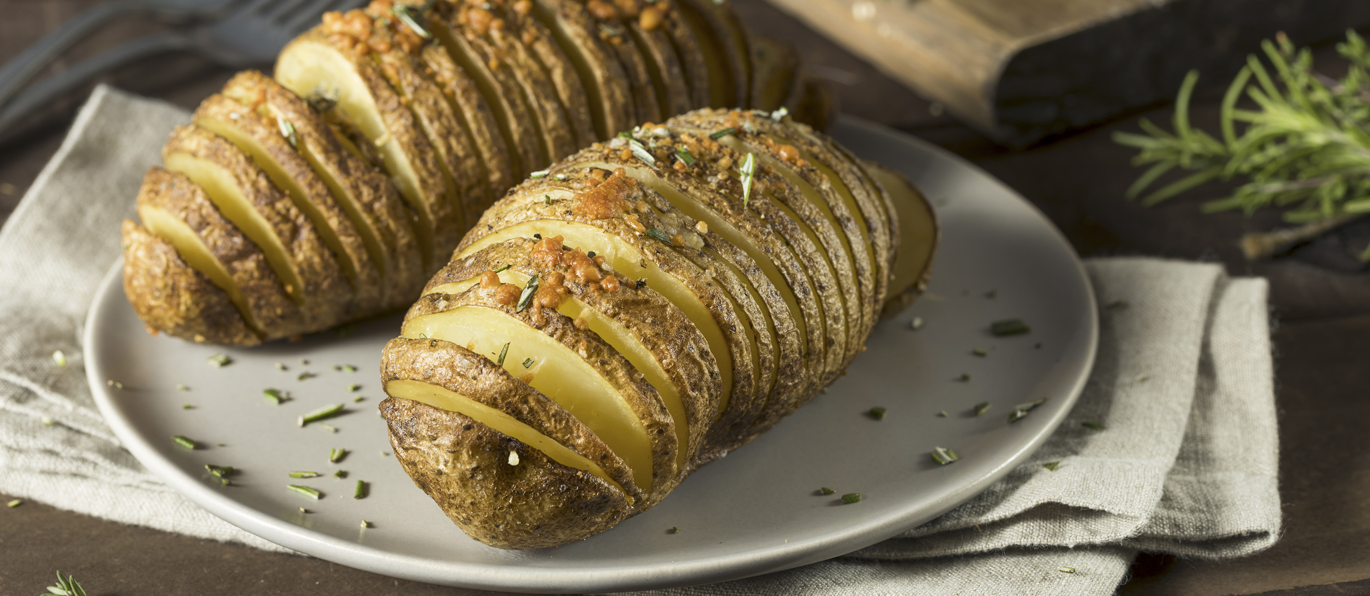 Hasselbackspotatis | Traditional Potato Dish From Stockholm, Sweden ...