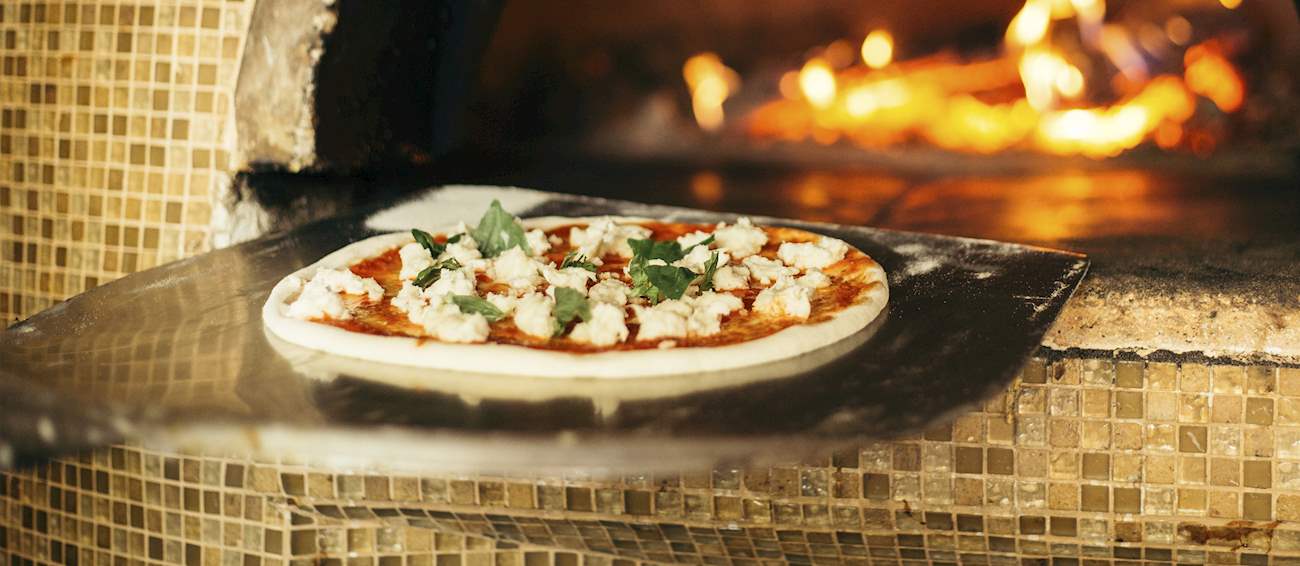 Traditional Italian Pizza | Traditional Pizza From Italy, Western Europe