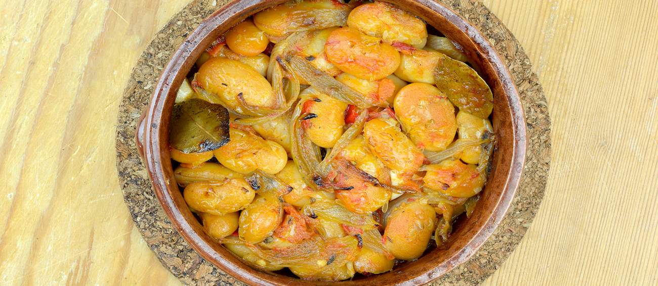 Gigandes Plaki | Traditional Vegetable Dish From Greece, Southeastern ...