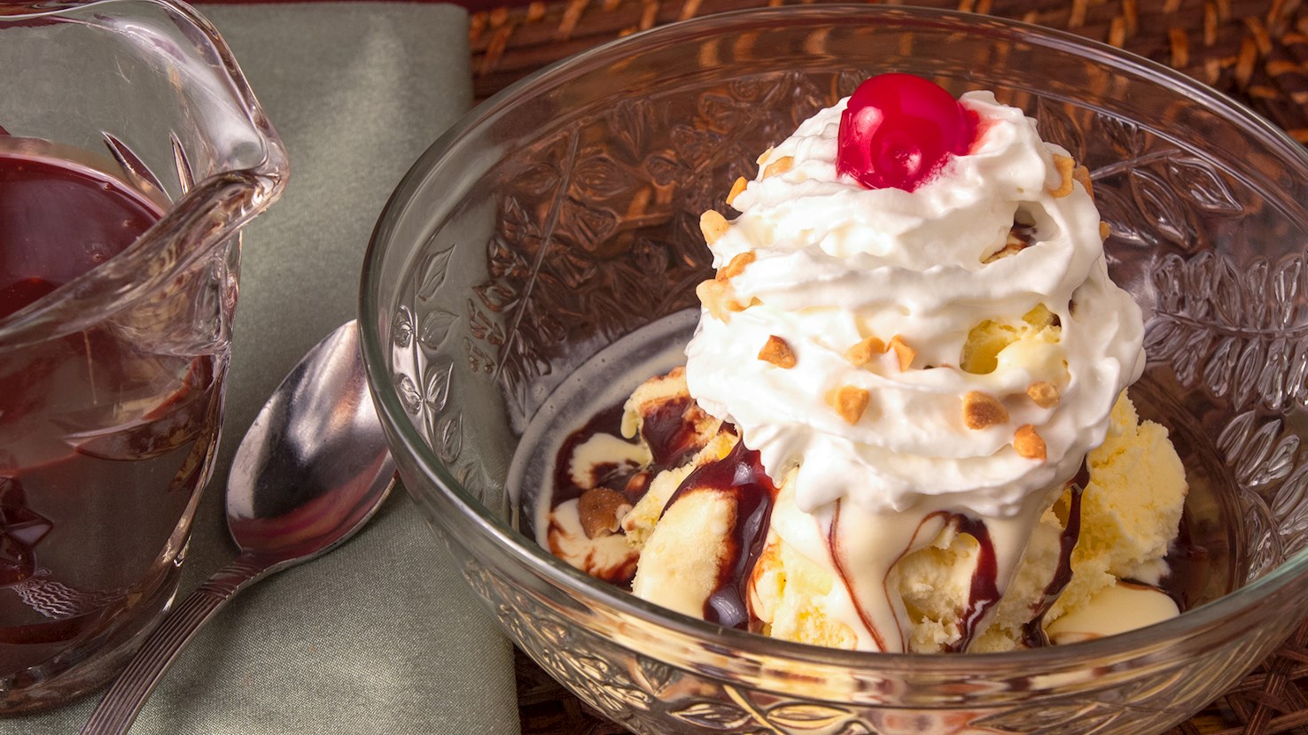 4 Sundae Varieties Ranked From the Best To the Worst - TasteAtlas