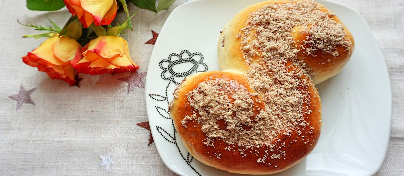 Sfințișori | Traditional Sweet Pastry From Moldova