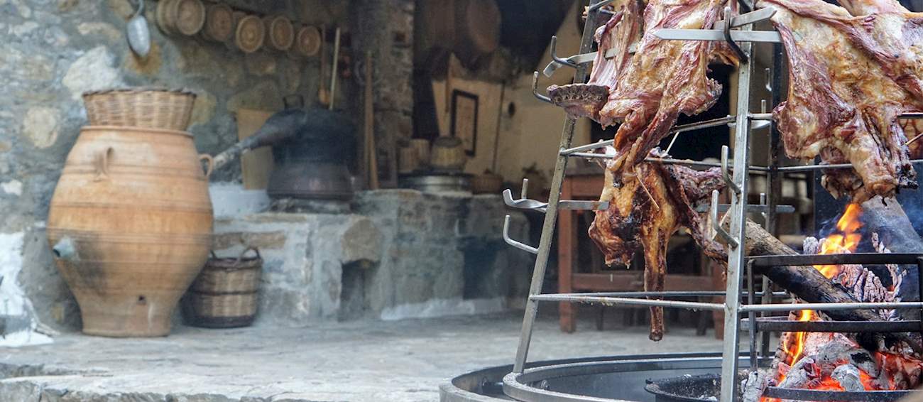 Antikristo | Traditional Barbecue From Crete, Greece