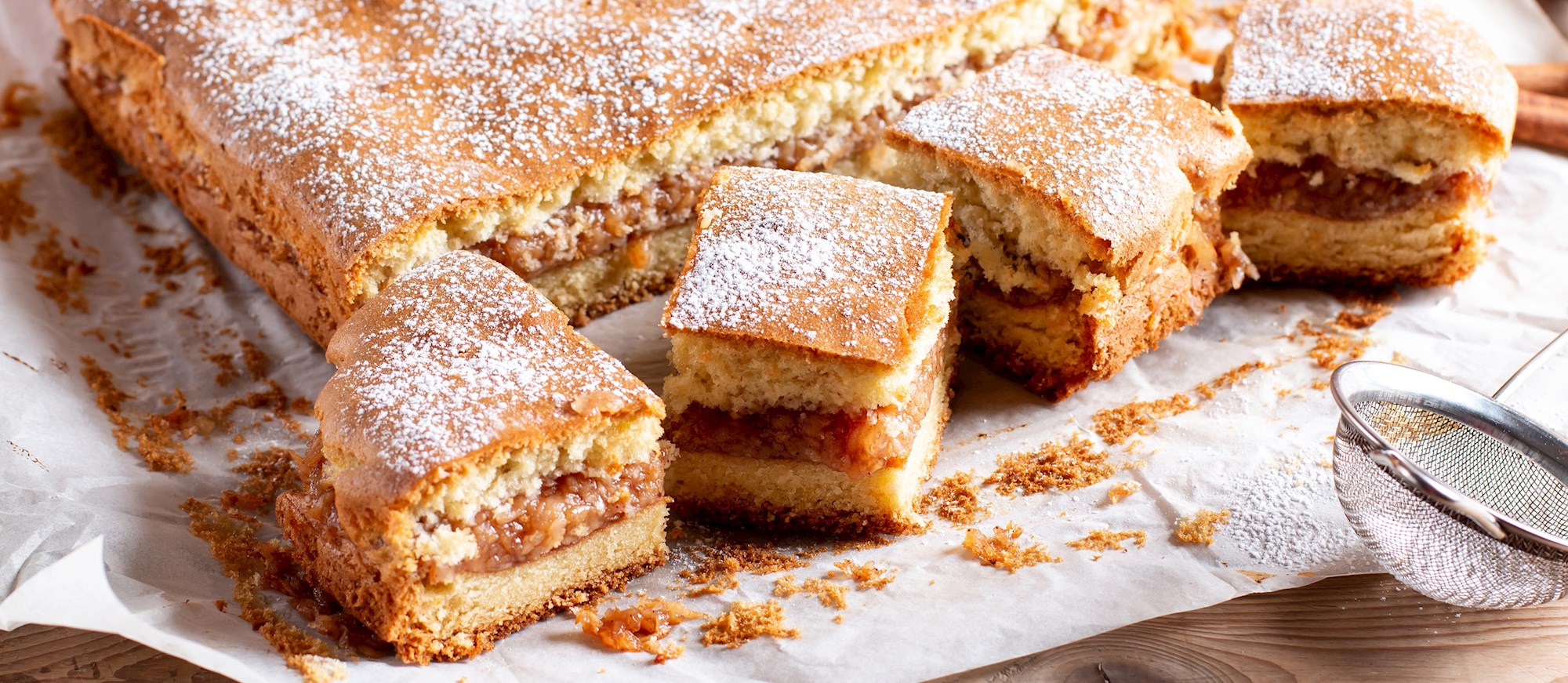 Where to Eat the Best Almás Pite in the World? | TasteAtlas