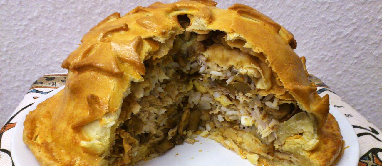 Kurnik | Traditional Savory Pie From Russia, Eastern Europe