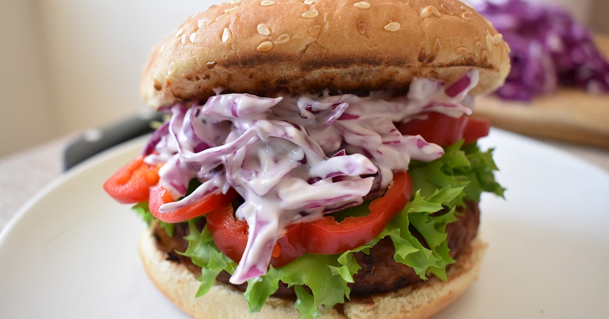Slaw Burger | Traditional Burger From Southern United States, United ...
