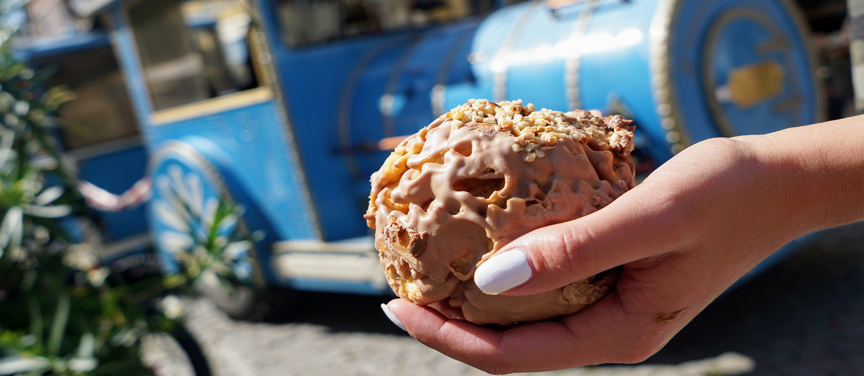 Schneeballen | Traditional Sweet Pastry From Rothenburg ob der Tauber ...