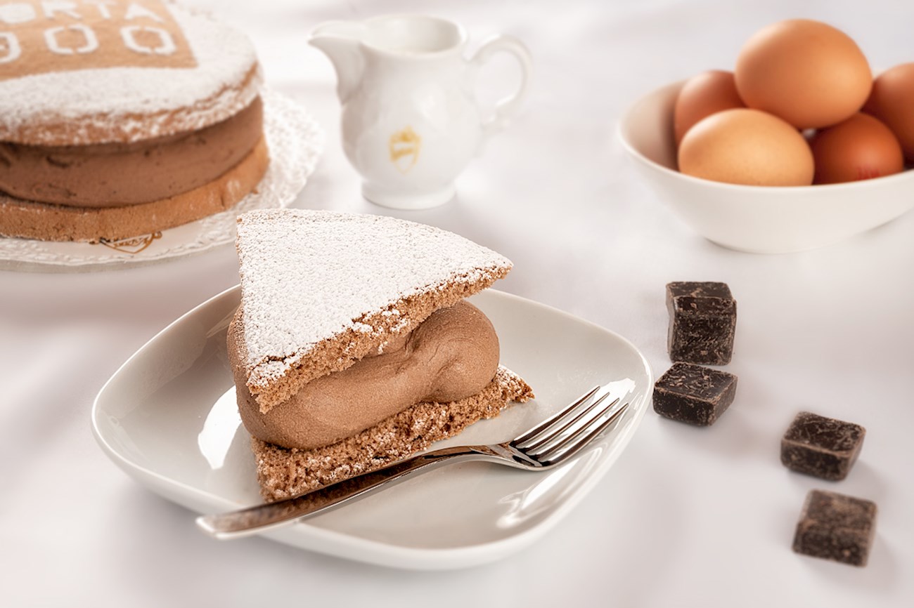 Torta 900 | Traditional Chocolate Cake From Ivrea, Italy