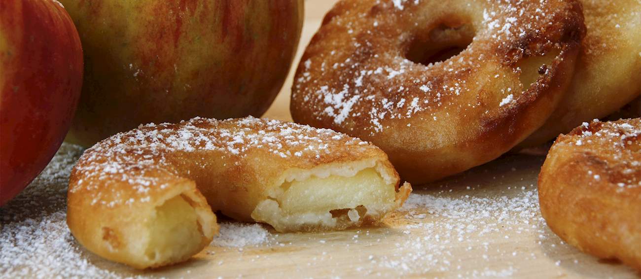Apfelradln | Traditional Deep-fried Dessert From Austria