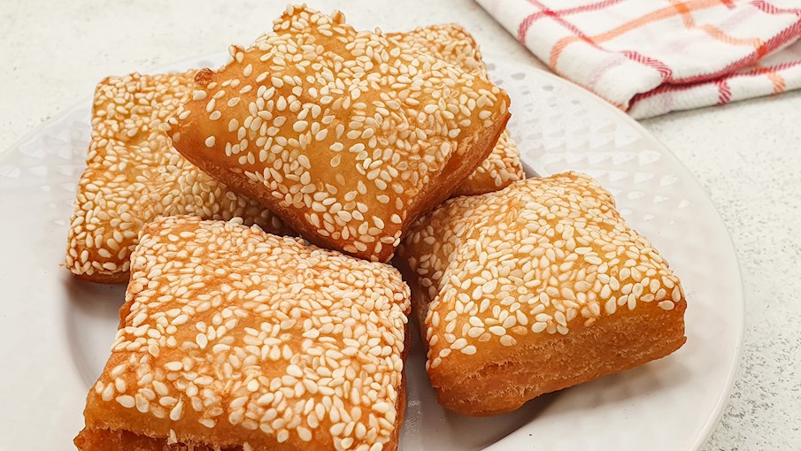 30 Best Snacks in Indonesia - TasteAtlas