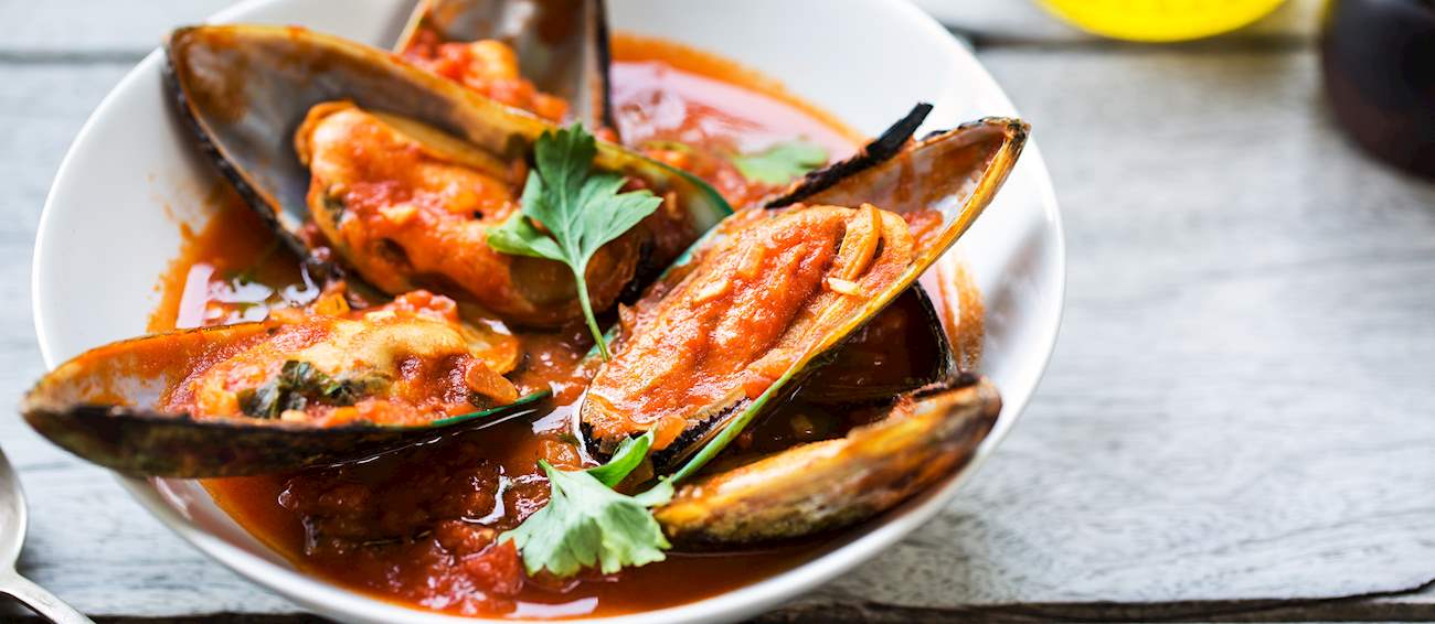 Cozze Alla Tarantina | Traditional Mussel Dish From Taranto, Italy