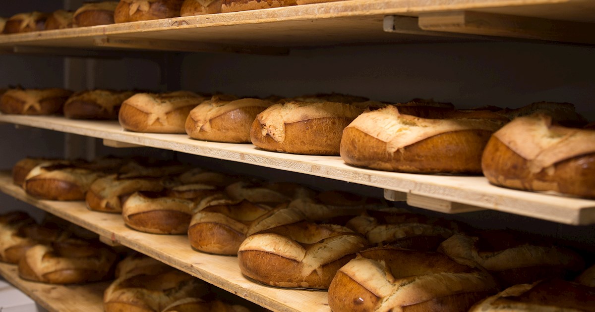 Pogne | Traditional Sweet Bread From Rhône-Alpes, France | TasteAtlas