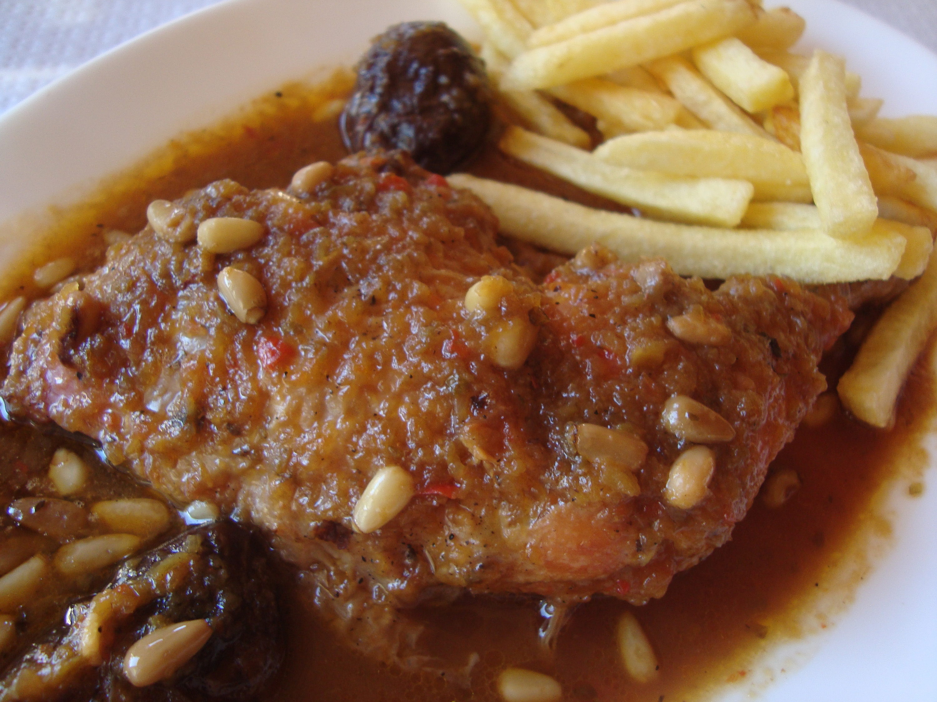 Pollo a la Catalana | Traditional Chicken Dish From Catalonia, Spain