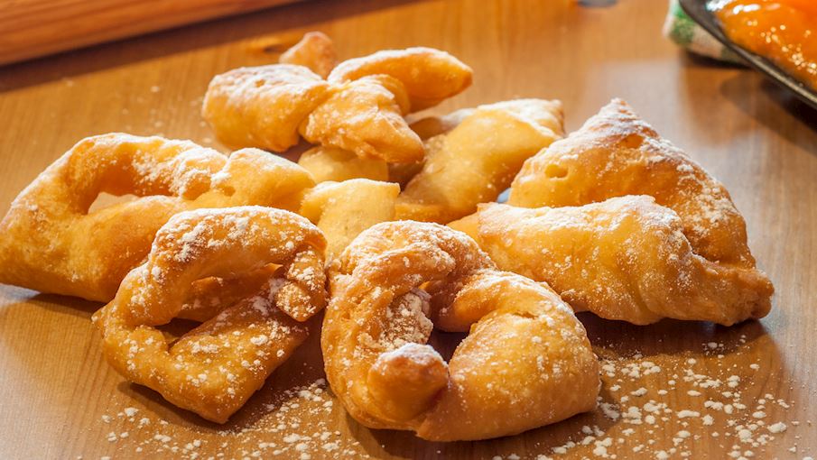 10 Best Pastries in Hungary - TasteAtlas