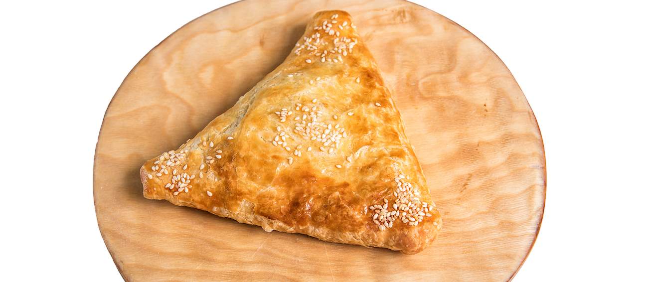 Penovani Khachapuri | Traditional Savory Pie From Samtskhe-Javakheti ...