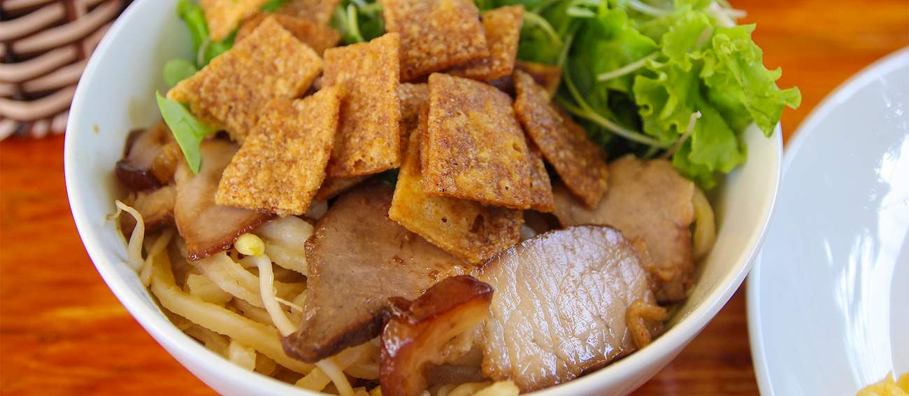 Cao Lầu | Traditional Noodle Dish From Hội An, Vietnam
