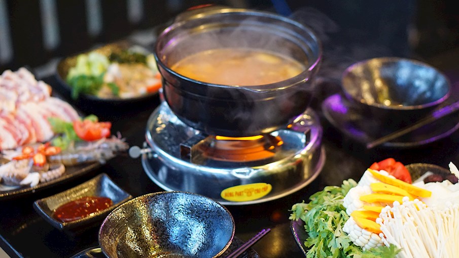 4 Hot Pot Varieties Ranked From the Worst To the Best - TasteAtlas