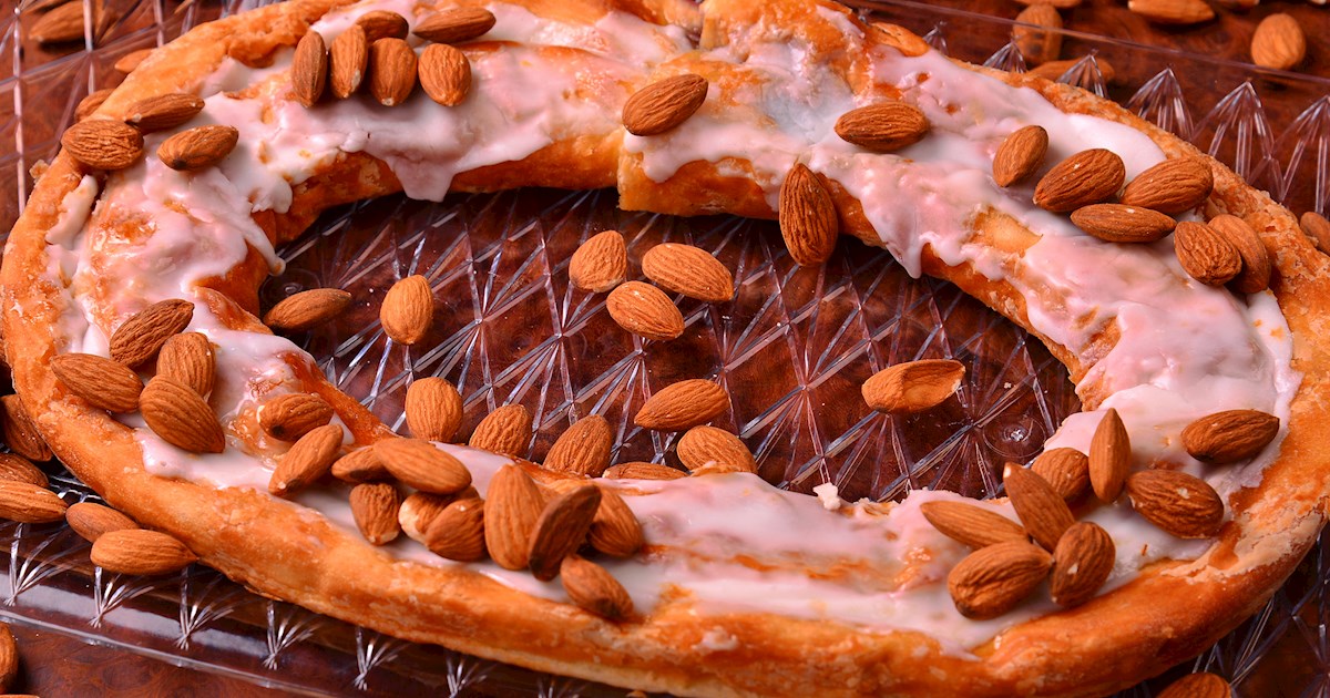 Wisconsin Kringle | Traditional Sweet Pastry From Racine, United States ...