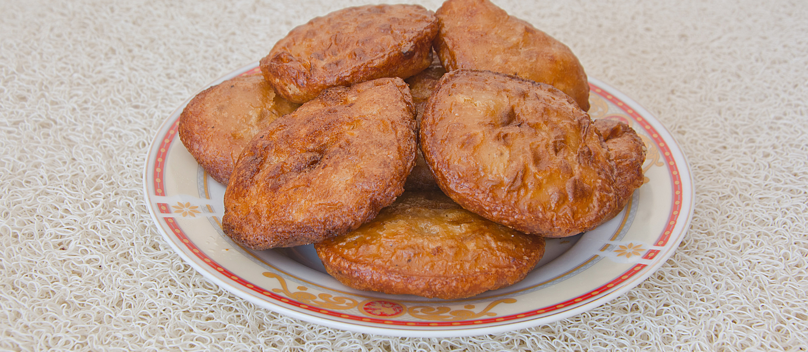 Athirasa | Traditional Sweet Pastry From Sri Lanka