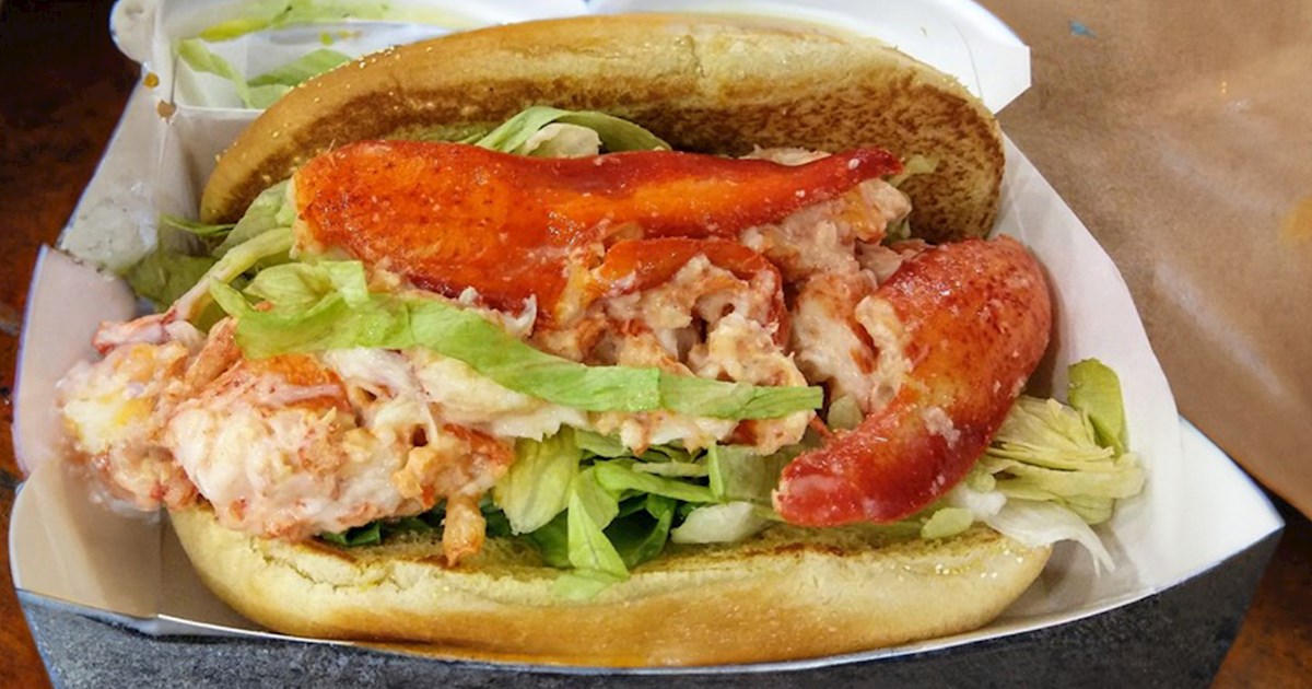 Maine-style Lobster Roll | Traditional Sandwich From Maine, United ...