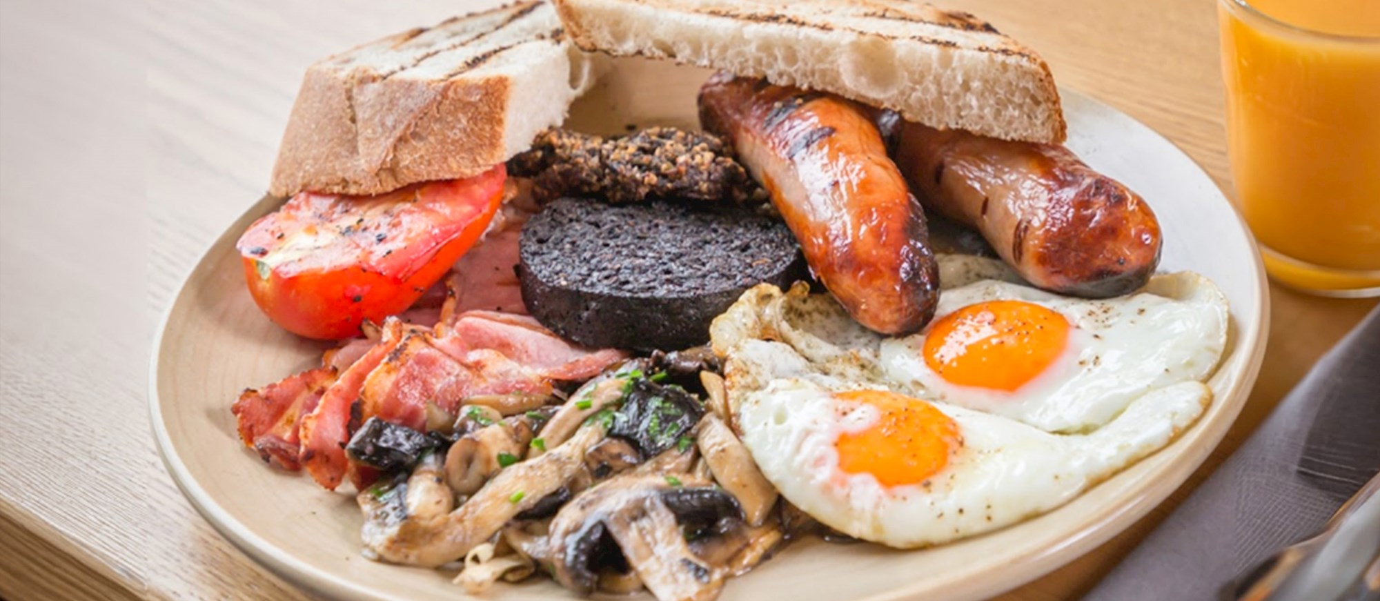 Where to Eat the Best Scottish Breakfast in the World? | TasteAtlas