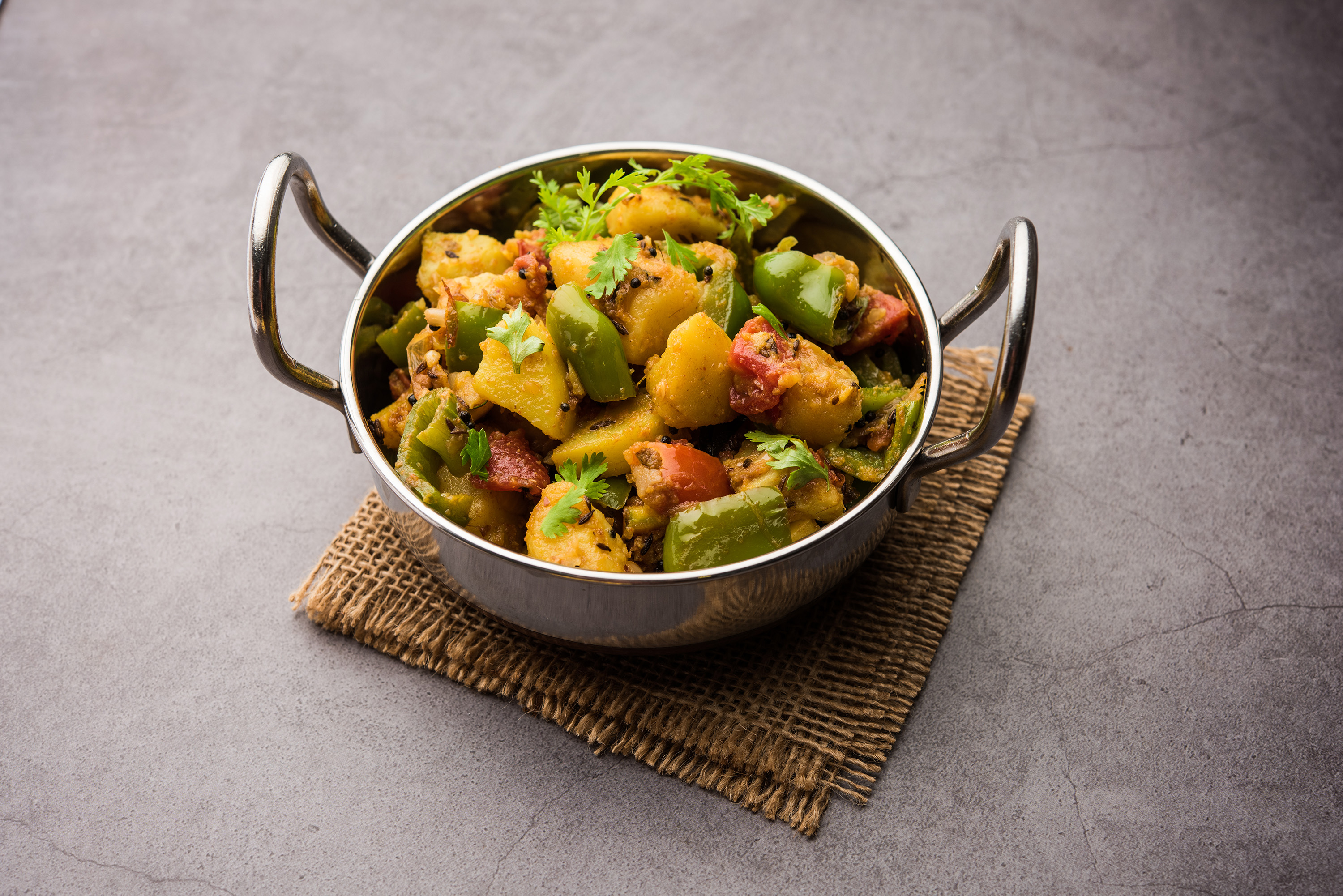 Aloo Simla Mirch | Traditional Vegetable Dish From Delhi, India