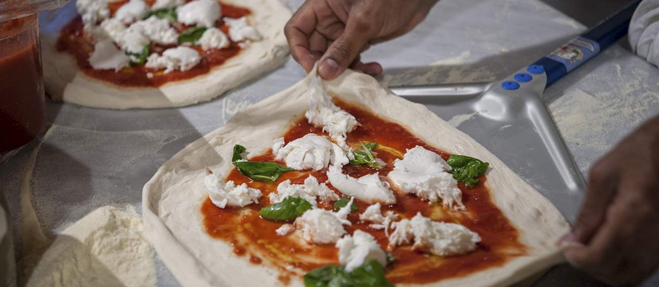 Traditional Italian Pizza | Traditional Pizza From Italy, Western Europe