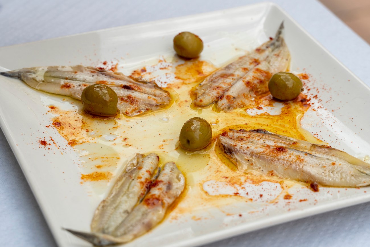 Bocartes en Cazuela | Traditional Saltwater Fish Dish From Basque ...