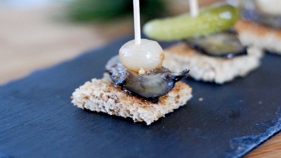 18 Best Mollusk Dishes in France - TasteAtlas