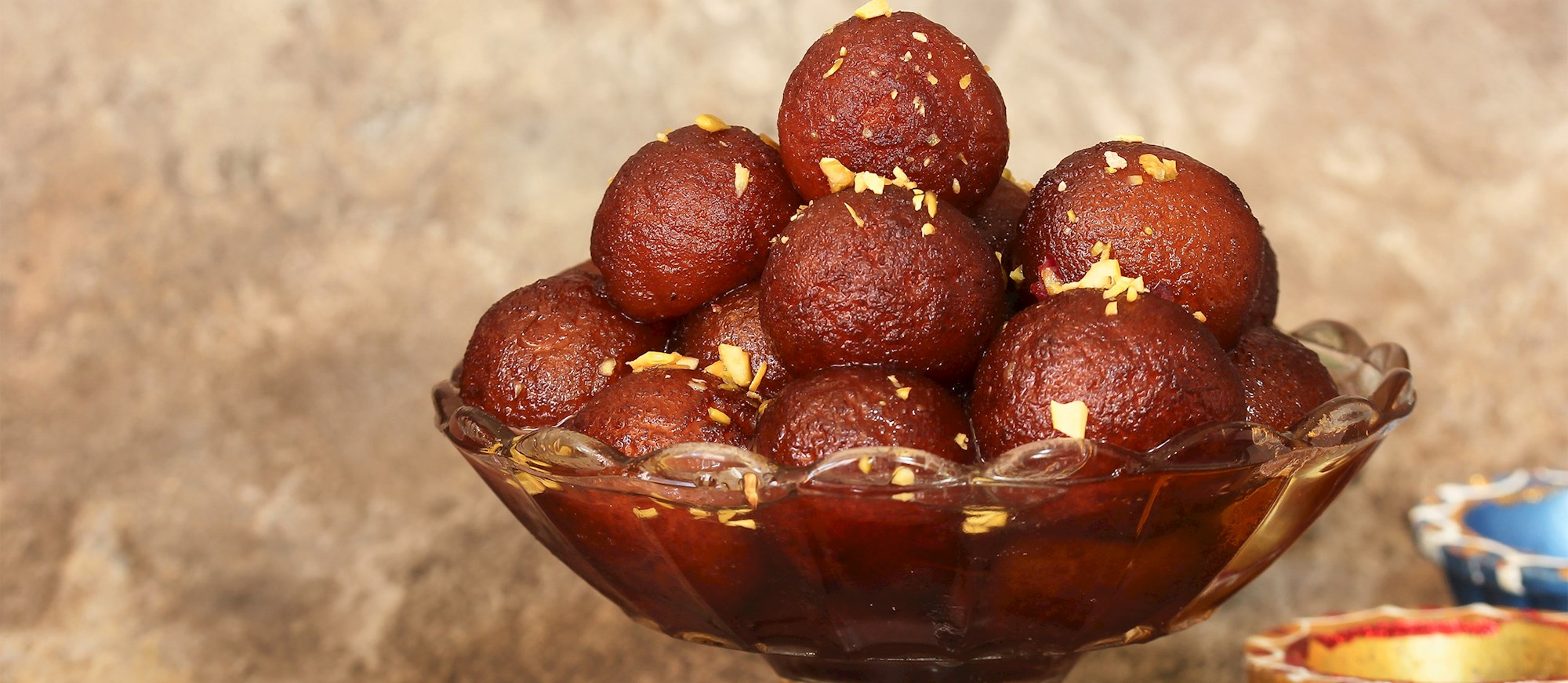 Where to Eat the Best Goolab Jamoon in the World? | TasteAtlas