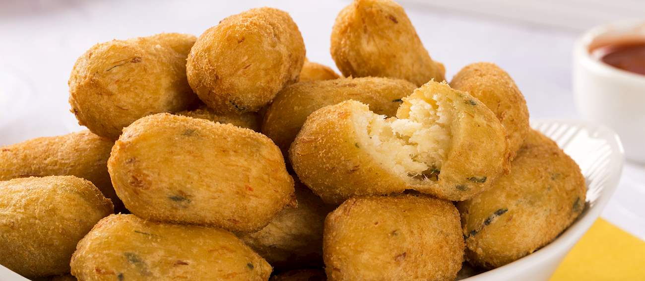 Bolinhos de Bacalhau | Traditional Appetizer From Portugal, Western Europe