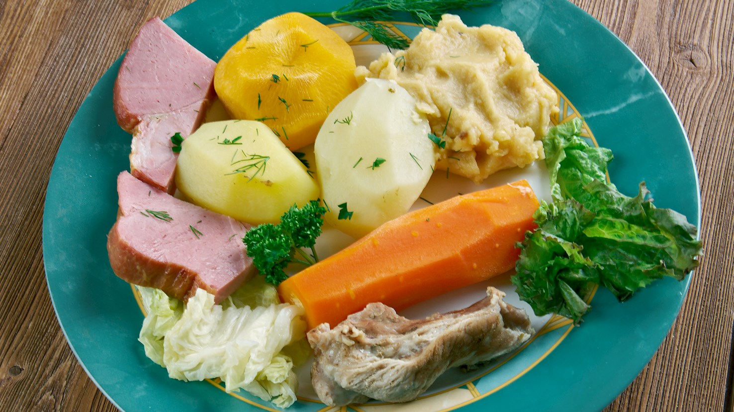 3 Best Vegetable Dishes in Canada - TasteAtlas