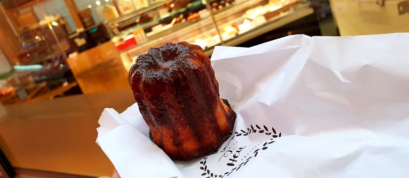 Canelé | Traditional Sweet Pastry From Bordeaux, France
