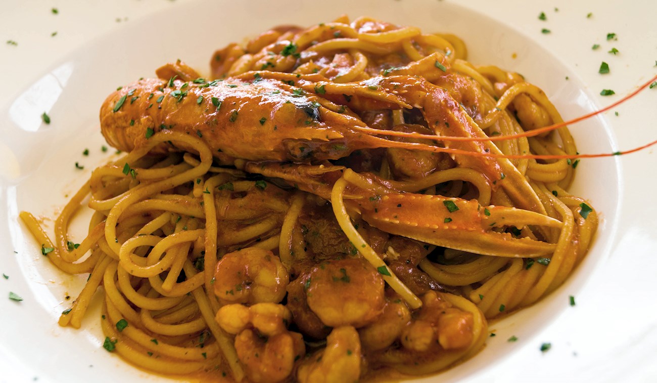 Spaghetti Alla Busara | Traditional Pasta From Venice, Italy