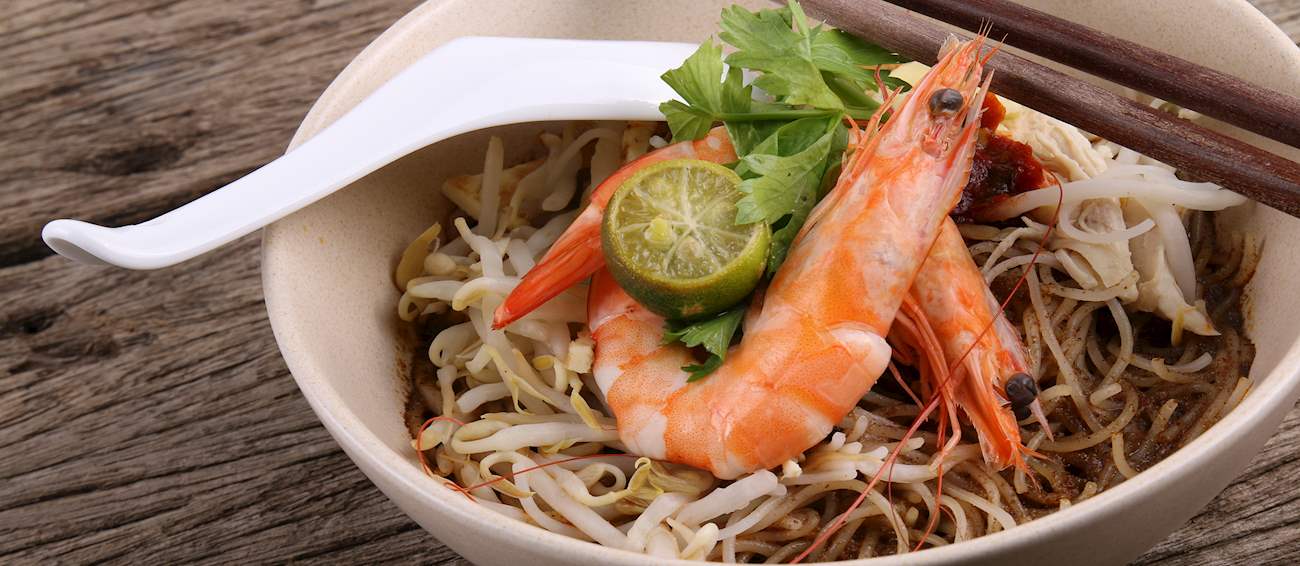 Sarawak Laksa | Traditional Soup From Kuching, Malaysia