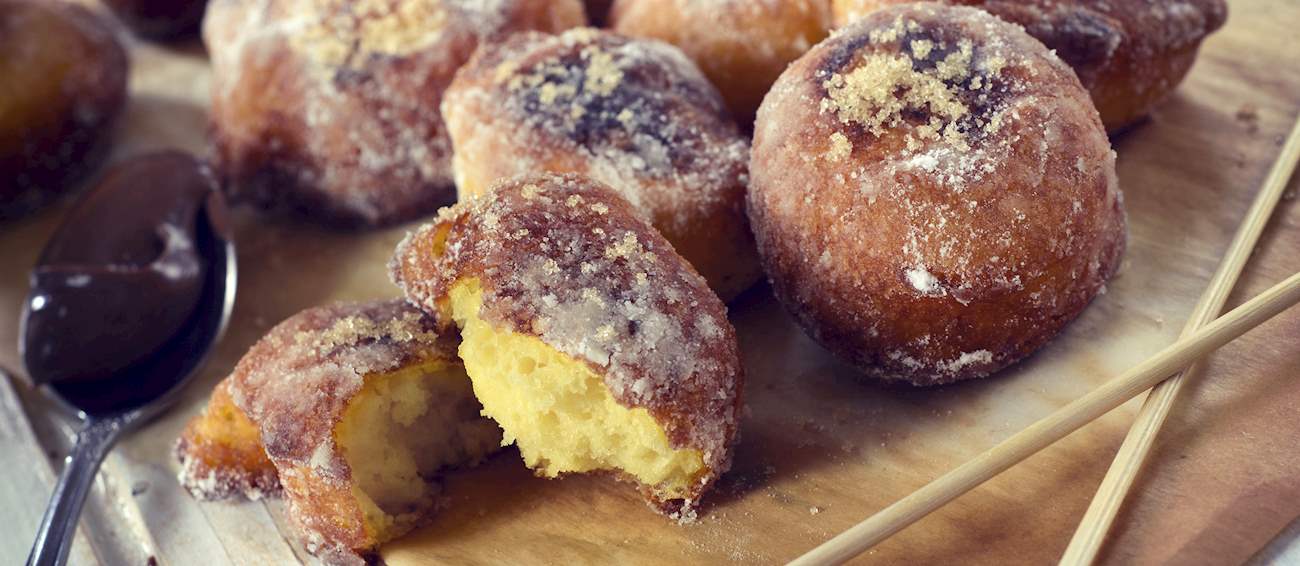 3 Best Street Food Sweets in the Netherlands - TasteAtlas